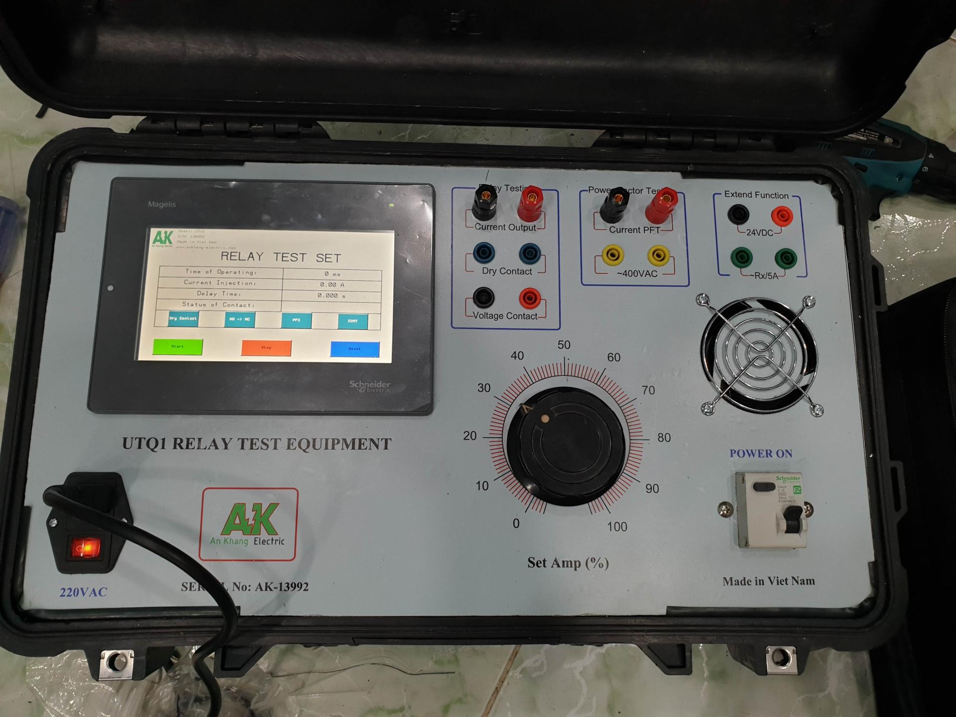 Thiết bị thử nghiệm relay